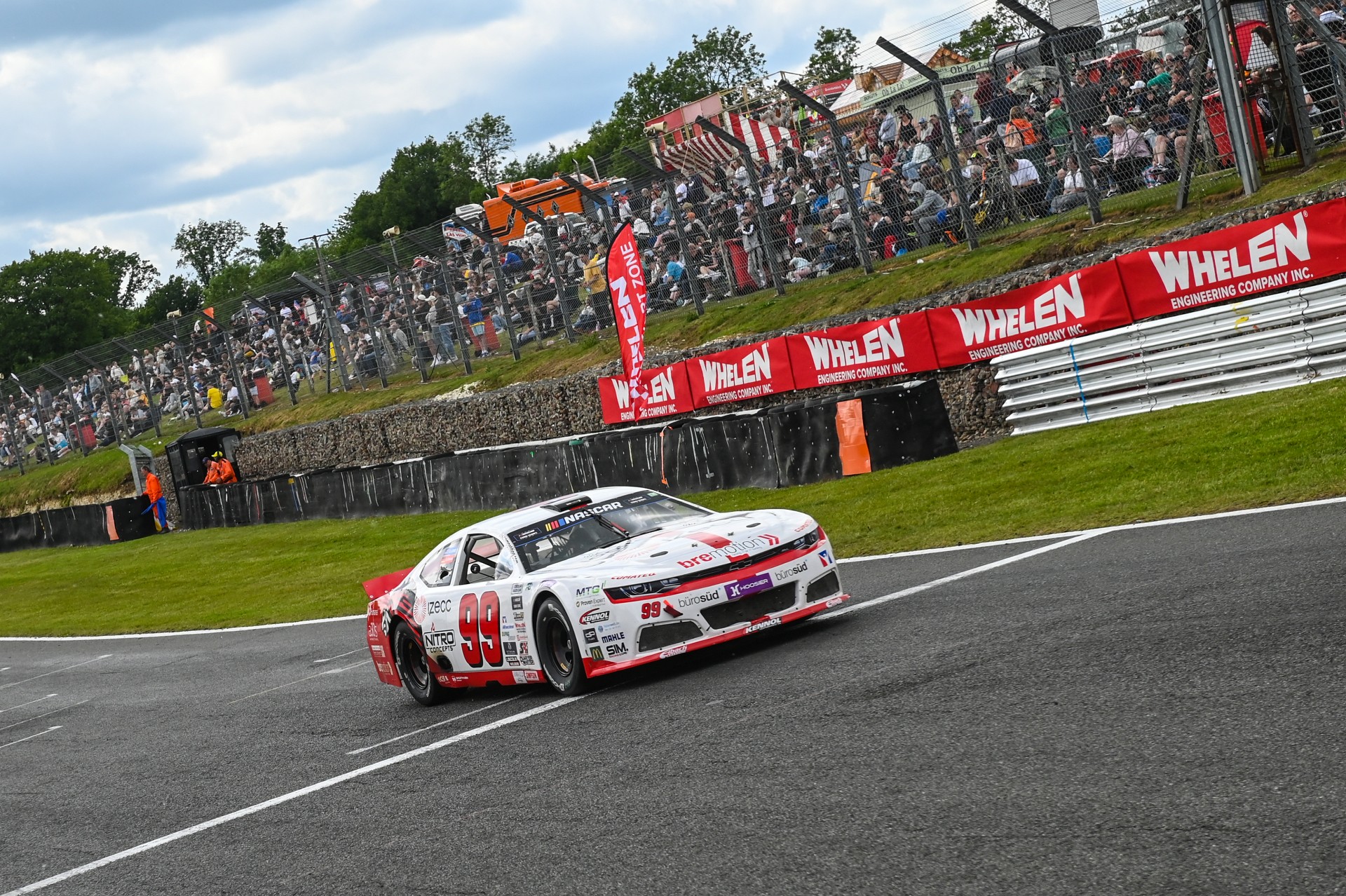The Hybrid Racer Returns: Garrett Lowe Eyes Championship Glory in 2026 ...